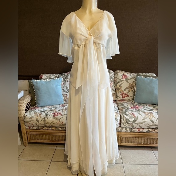 henri bendel | Dresses | Henri Bendel 2 Pc Silk Dress | Poshmark